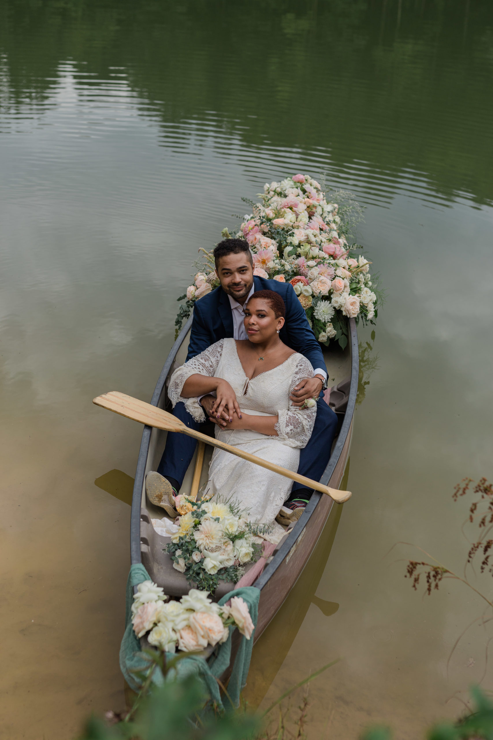 What to Wear to Elope: Guide to Elopement Dresses & Suits